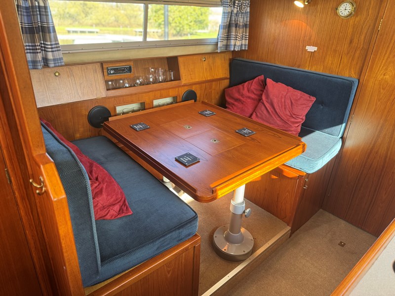 Atlanta 27 Boat for Sale, "Ravel" at Jones Boatyard