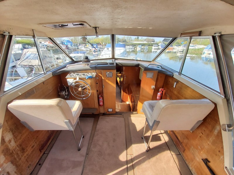 Freeman 27 Boat for Sale, "Nuphar" at Jones Boatyard