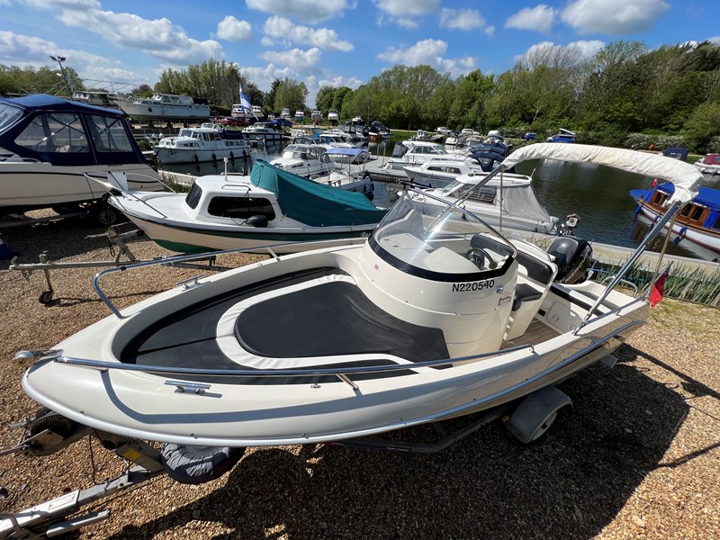 Mariner 555 Boat for Sale, "White Spray" at Jones Boatyard