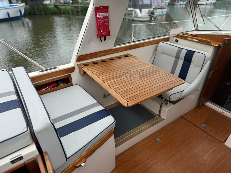 Nimbus 3000 Boat for Sale, "Quid-Itch" at Jones Boatyard