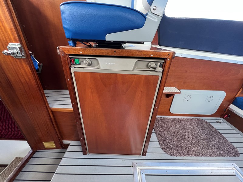 Project 31 Boat for Sale, "Bobbles" at Jones Boatyard