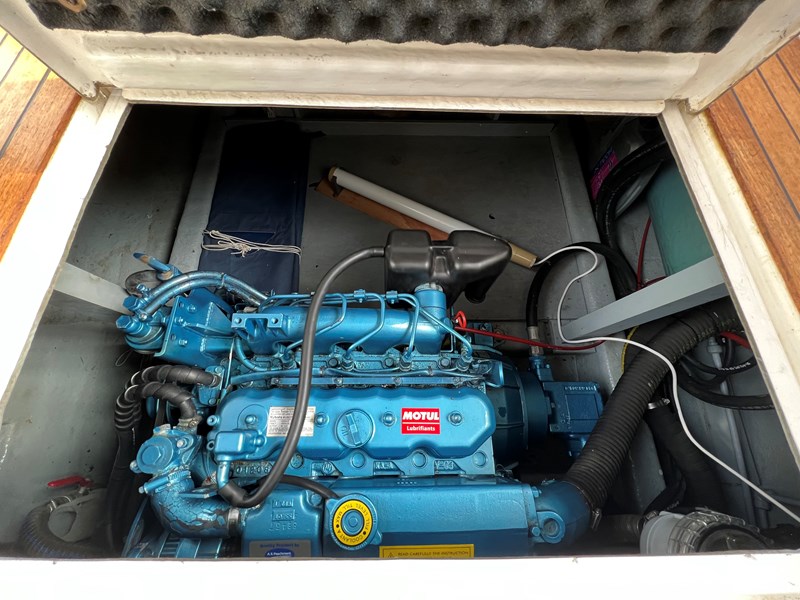 Sheerline 950 Boat for Sale, "Sheer Bliss" at Jones Boatyard